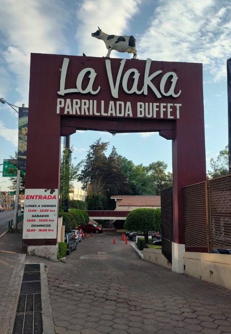 Buffet La Vaka Satélite: experiencia en lunes de puente – Blog de ...